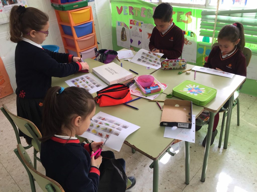 Aprenden jugando - Colegio